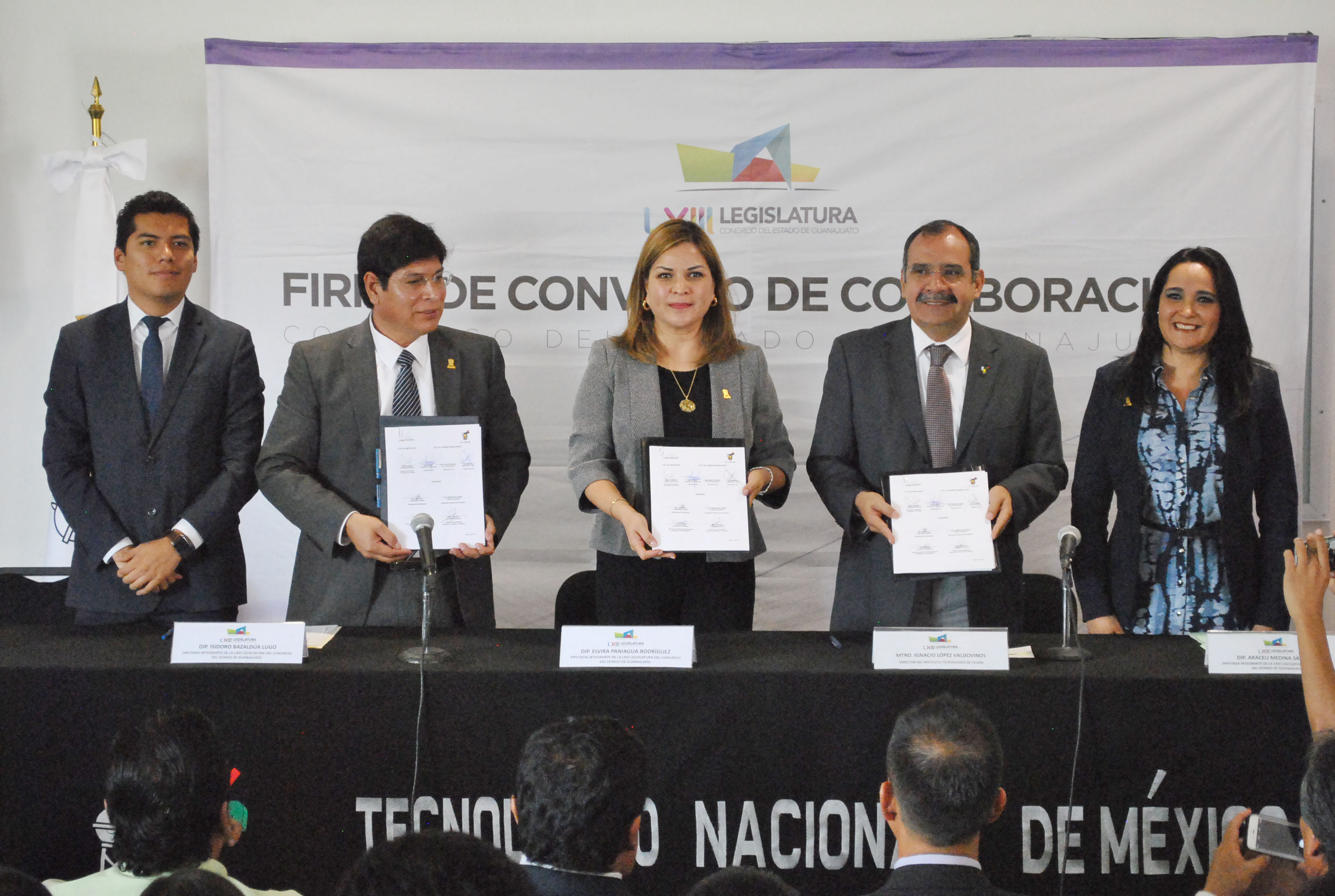 Grande_fotos_firma_convenio_congreso-inst_tec_celaya_190516-15